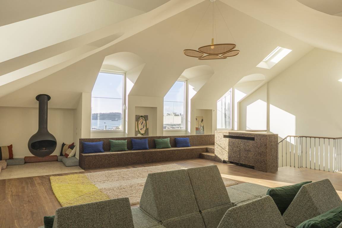 408 M² House ∙ 5 Bedrooms ∙ 10 Guests - Lisbon