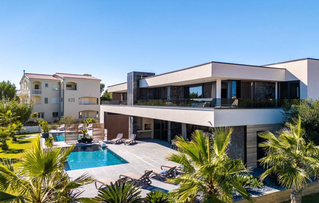 330 M² Villa ∙ 3 Habitaciones ∙ 6 Huéspedes - Vir