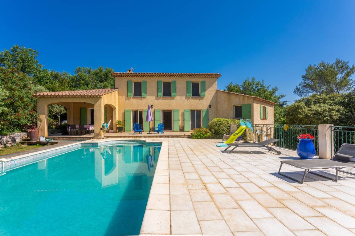 20 M² Chambre D'hôtes ∙ 1 Chambre ∙ 2 Personnes - Nans-les-Pins