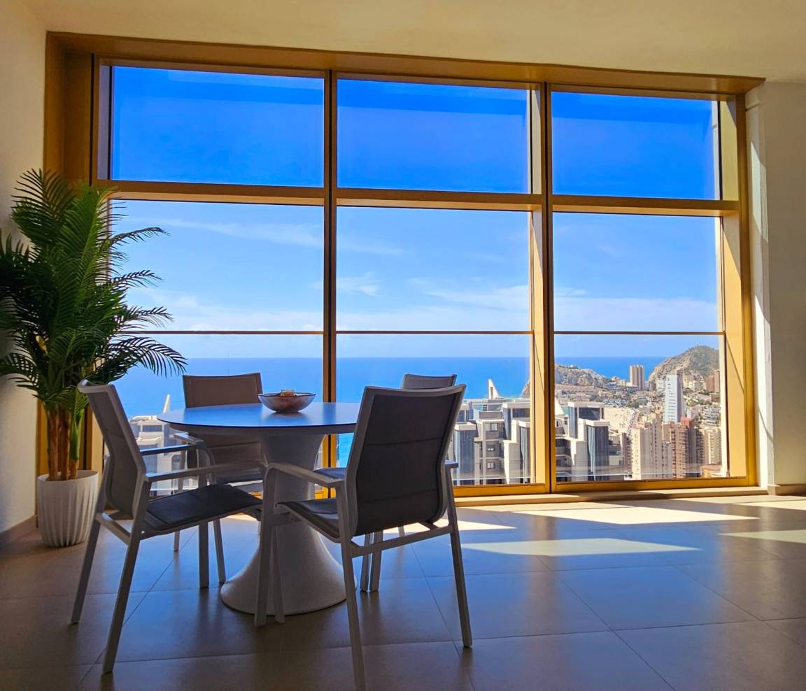 95 M² Apartment ∙ 2 Bedrooms ∙ 5 Guests - Benidorm