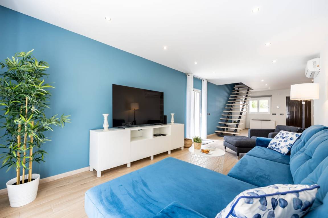200 M² Huis ∙ 4 Slaapkamers ∙ 8 Gasten - Altura