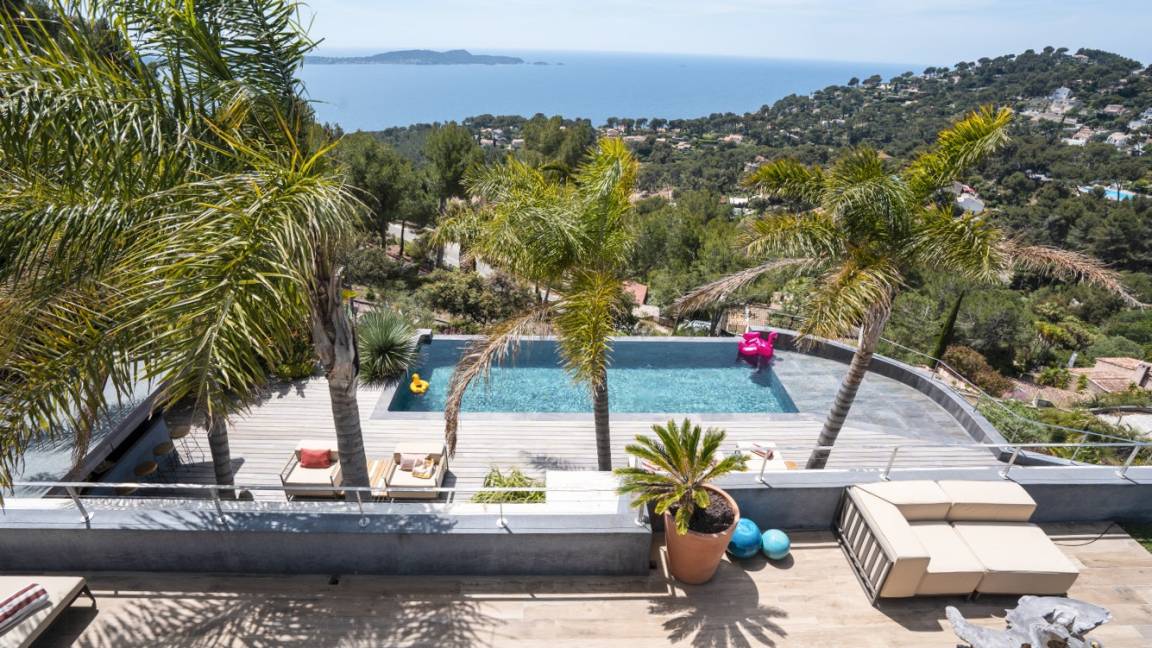 325 M² Casa ∙ 5 Habitaciones ∙ 12 Huéspedes - Carqueiranne