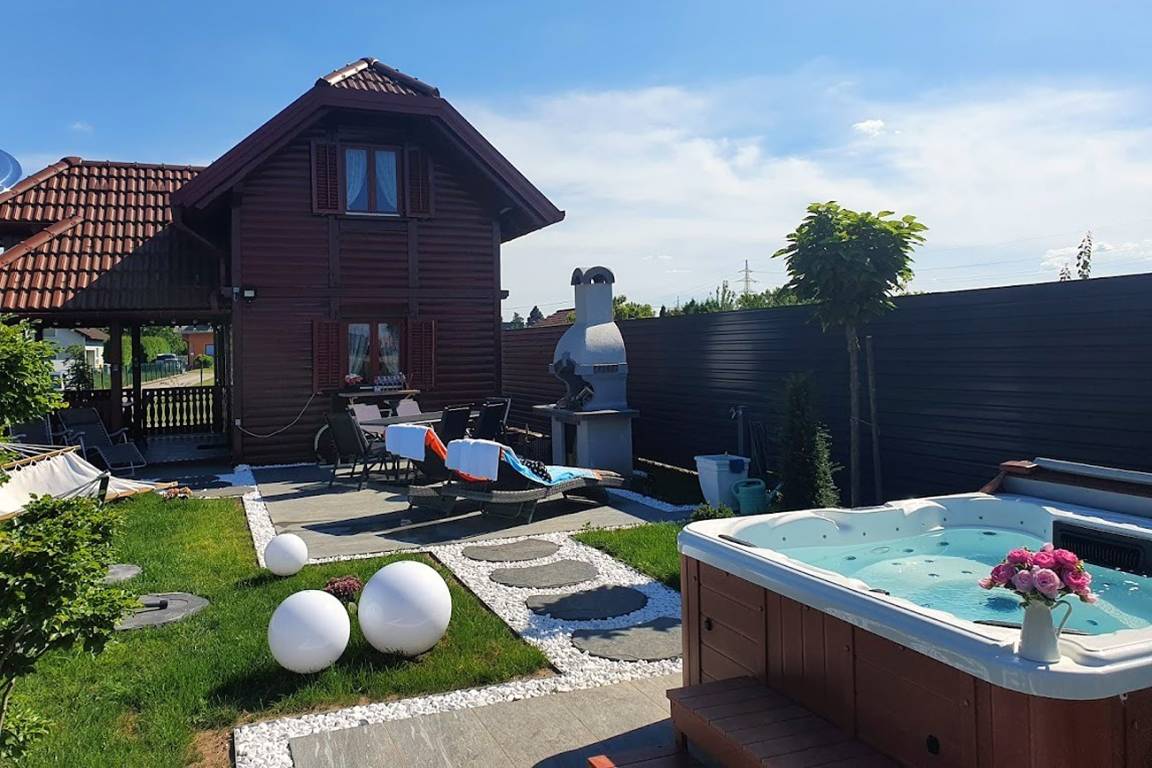 59 M² Ferienhaus ∙ 1 Schlafzimmer ∙ 4 Gäste - Varaždin