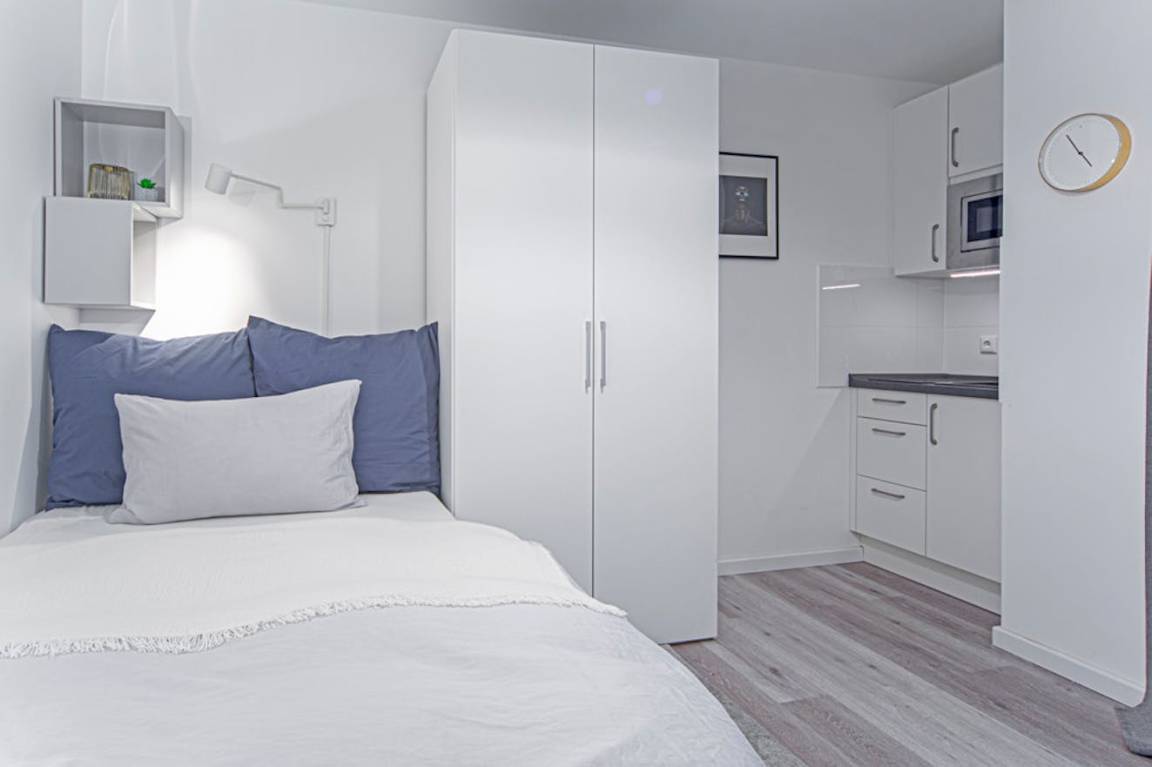 20 M² Ferienwohnung ∙ 1 Gast - Düsseldorf