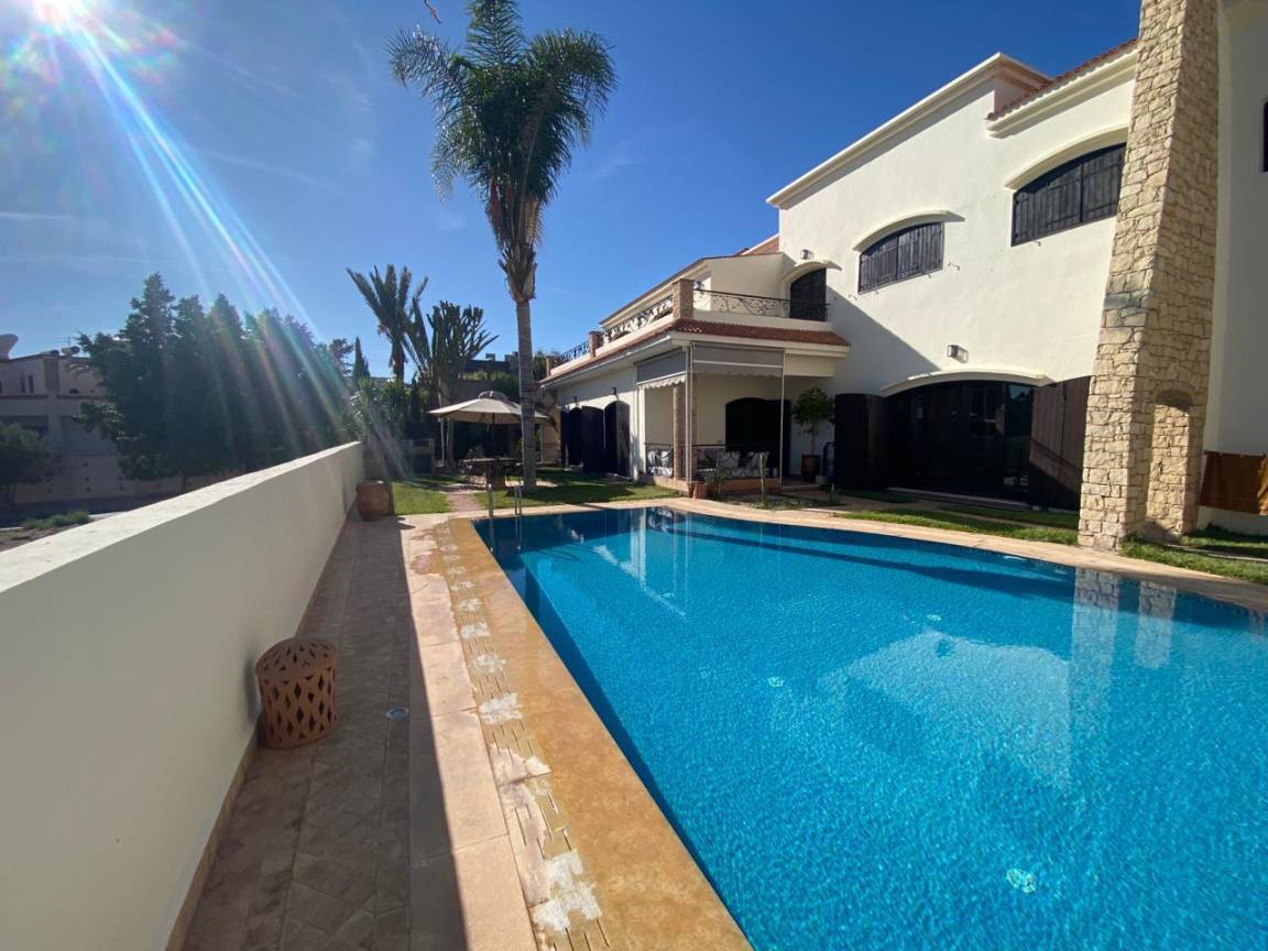 2000 M² Villa ∙ 6 Bedrooms ∙ 12 Guests - Agadir