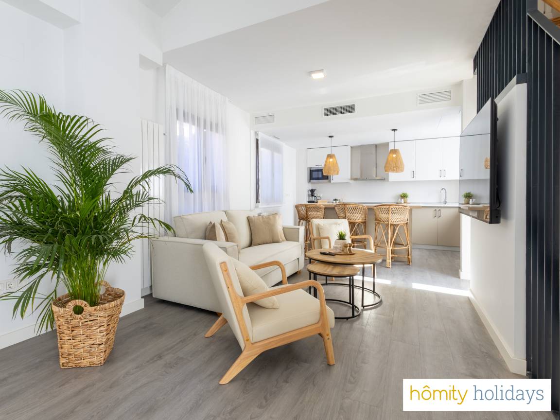 98 M² Apartamento ∙ 3 Habitaciones ∙ 5 Huéspedes - Granada