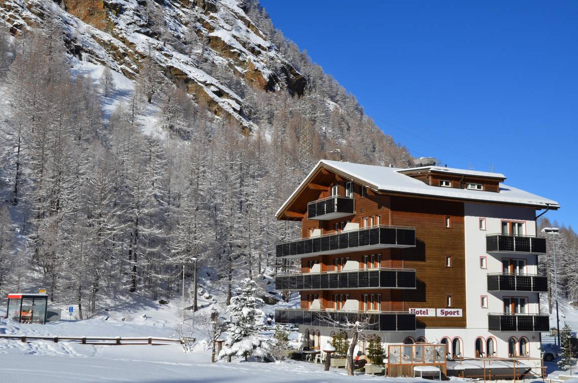 18 M² Hôtel ∙ 1 Chambre ∙ 2 Personnes - Saas-Almagell