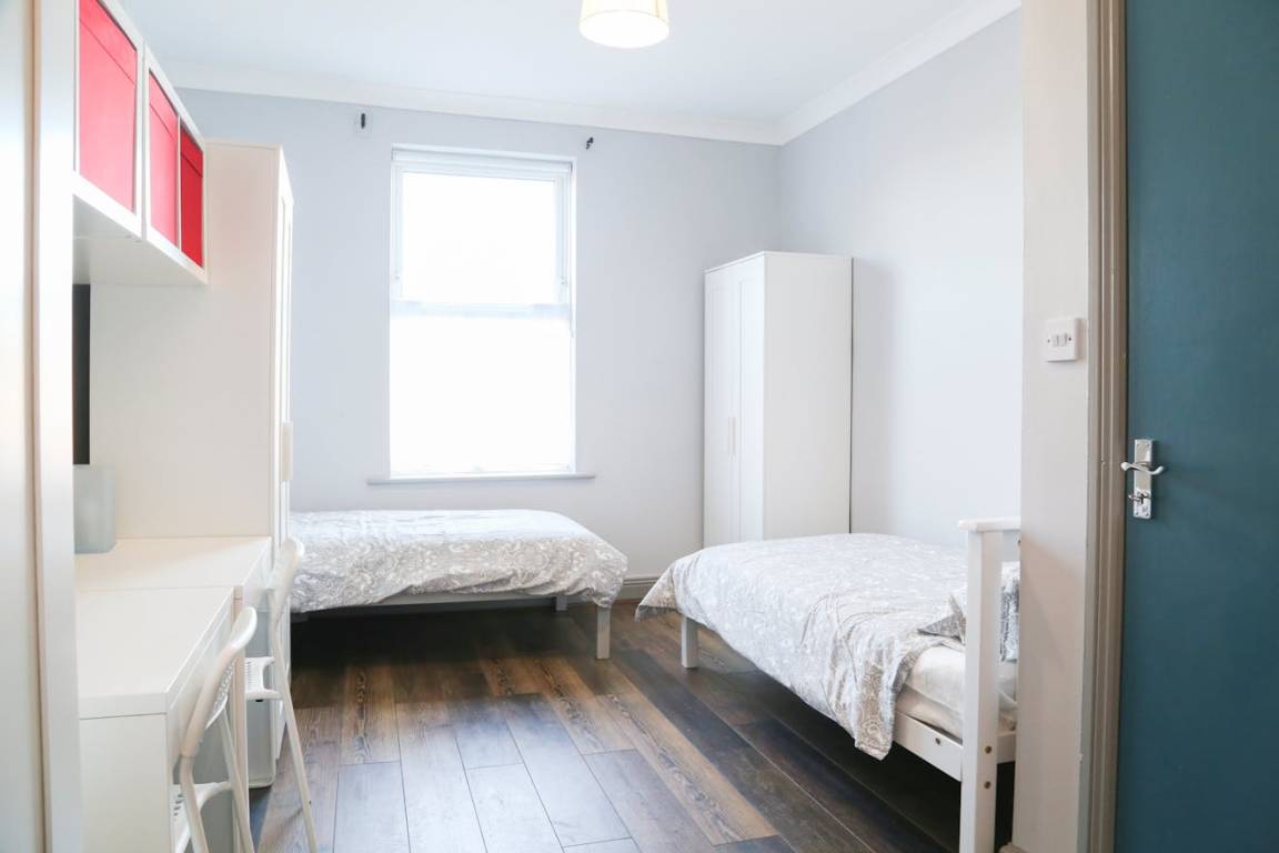 120 M² Shared Room ∙ 1 Bedroom ∙ 2 Guests - Ireland