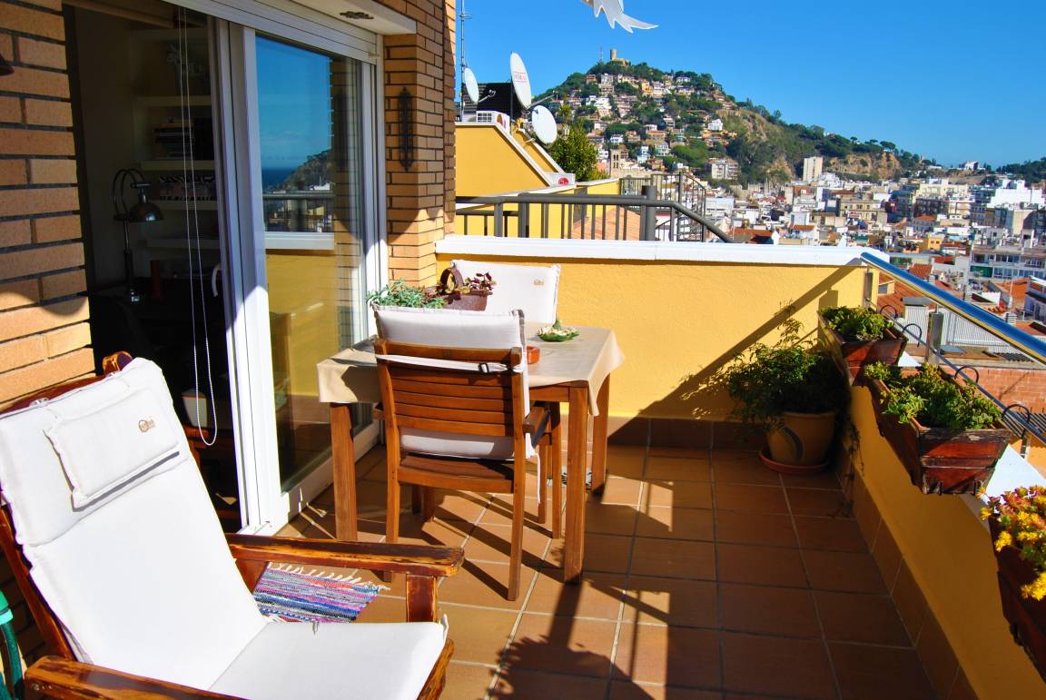 75 M² Ferienwohnung ∙ 3 Schlafzimmer ∙ 5 Gäste - Blanes