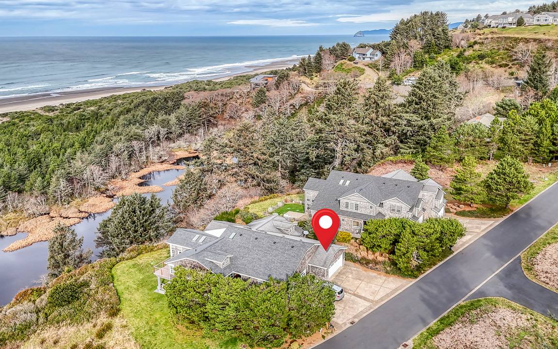 213 M² House ∙ 3 Bedrooms ∙ 8 Guests - Pacific City, OR