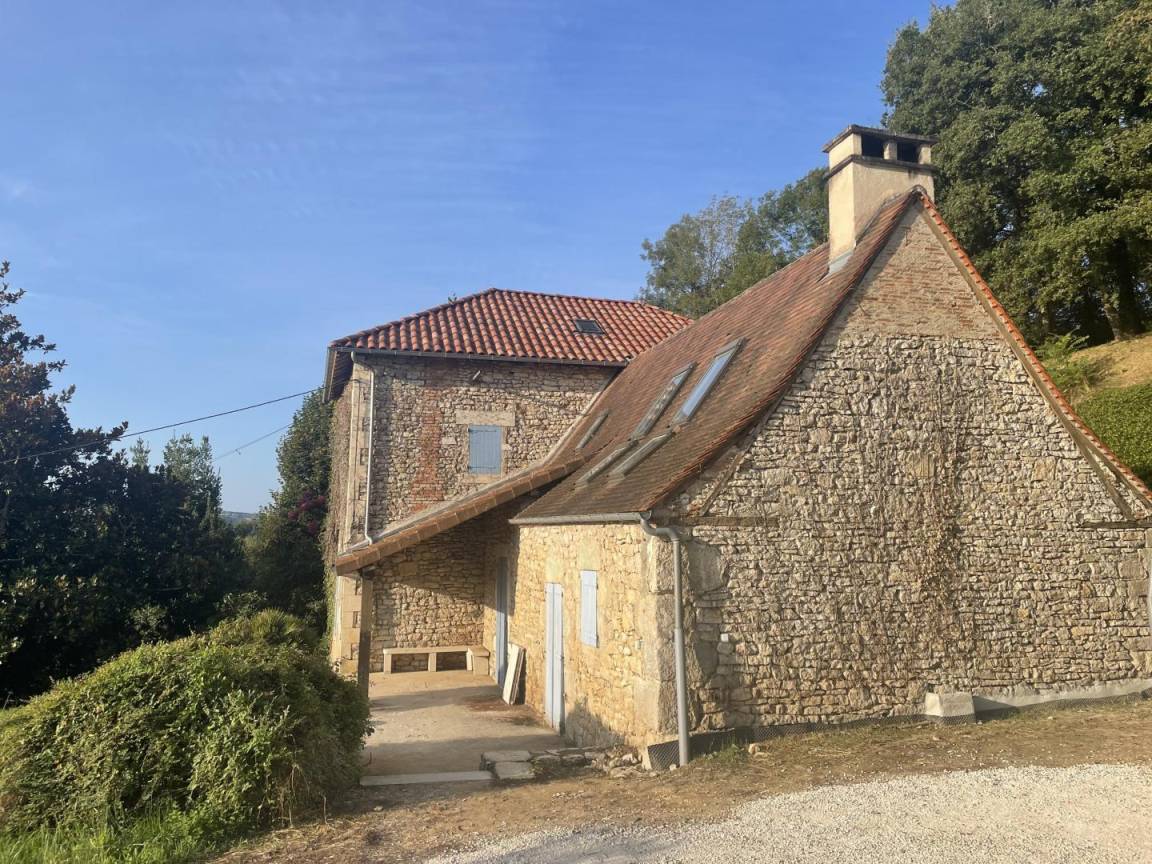 175 M² Gîte ∙ 4 Chambres ∙ 12 Personnes - Souillac