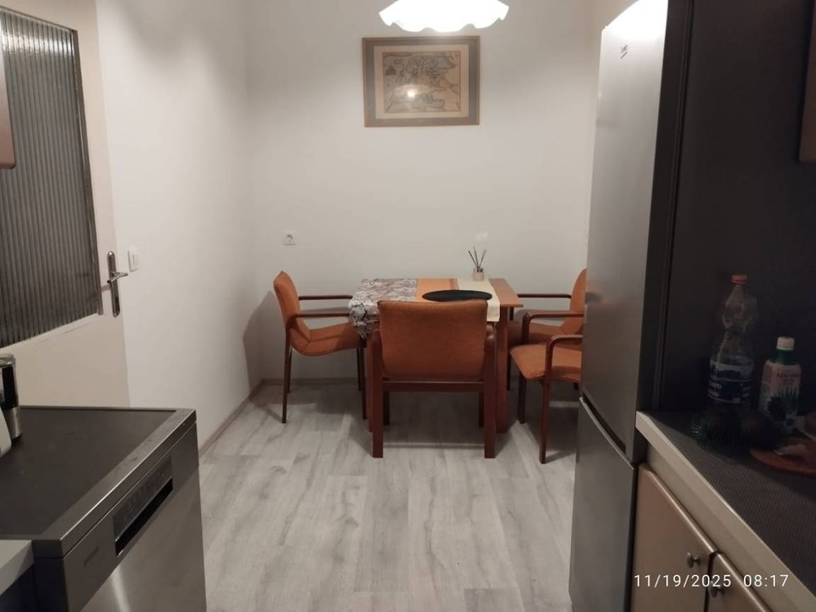 43 M² Lägenhet ∙ 1 Sovrum ∙ 2 Gäster - Ljubljana