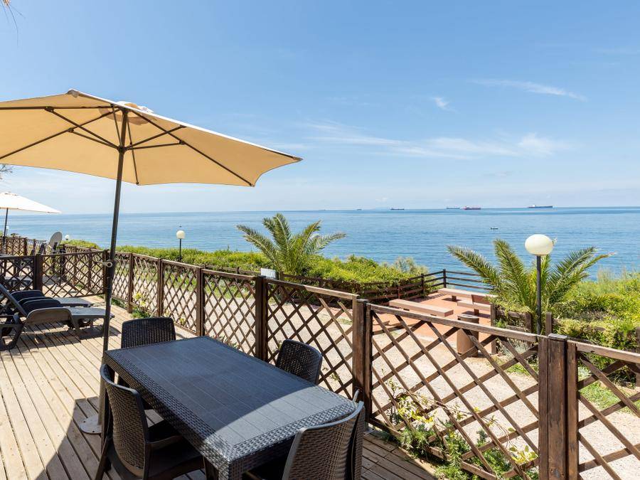 35 M² Bungalow ∙ 1 Bedroom ∙ 4 Guests - Livorno