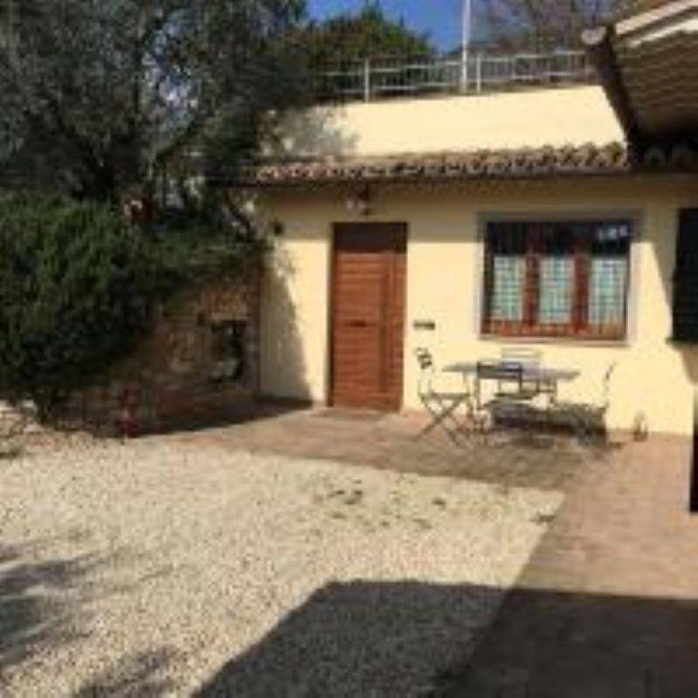 80 M² Apartment ∙ 2 Bedrooms ∙ 4 Guests - Assisi