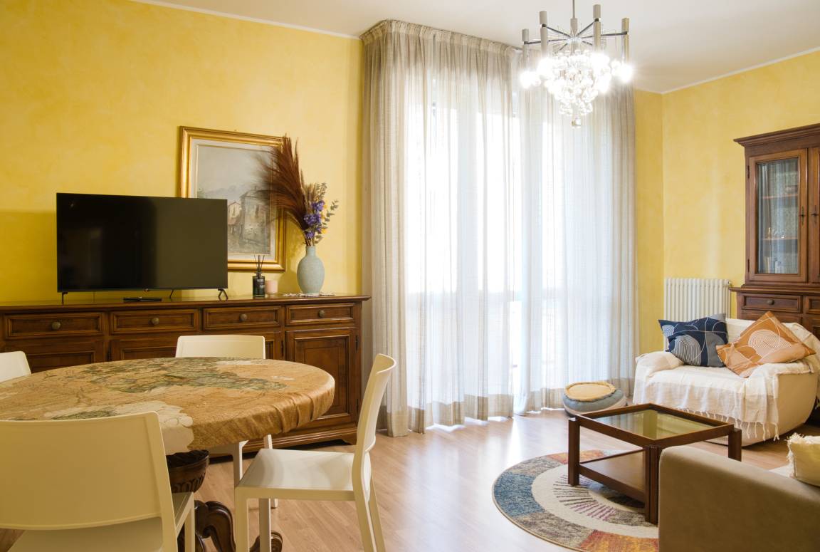75 M² Apartment ∙ 2 Bedrooms ∙ 6 Guests - Mandello del Lario