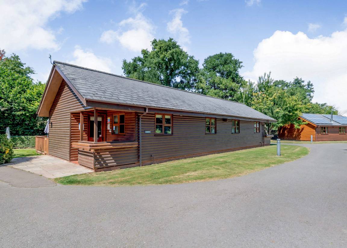 Chalet ∙ 1 Bedroom ∙ 2 Guests - Worcestershire