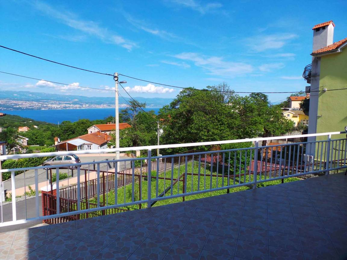 80 M² House ∙ 2 Bedrooms ∙ 5 Guests - Lovran