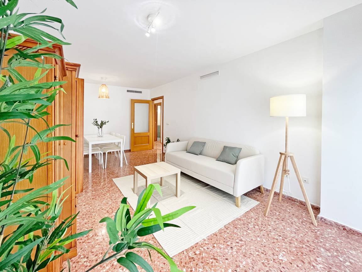 92 M² Apartment ∙ 3 Bedrooms ∙ 6 Guests - Sagunto