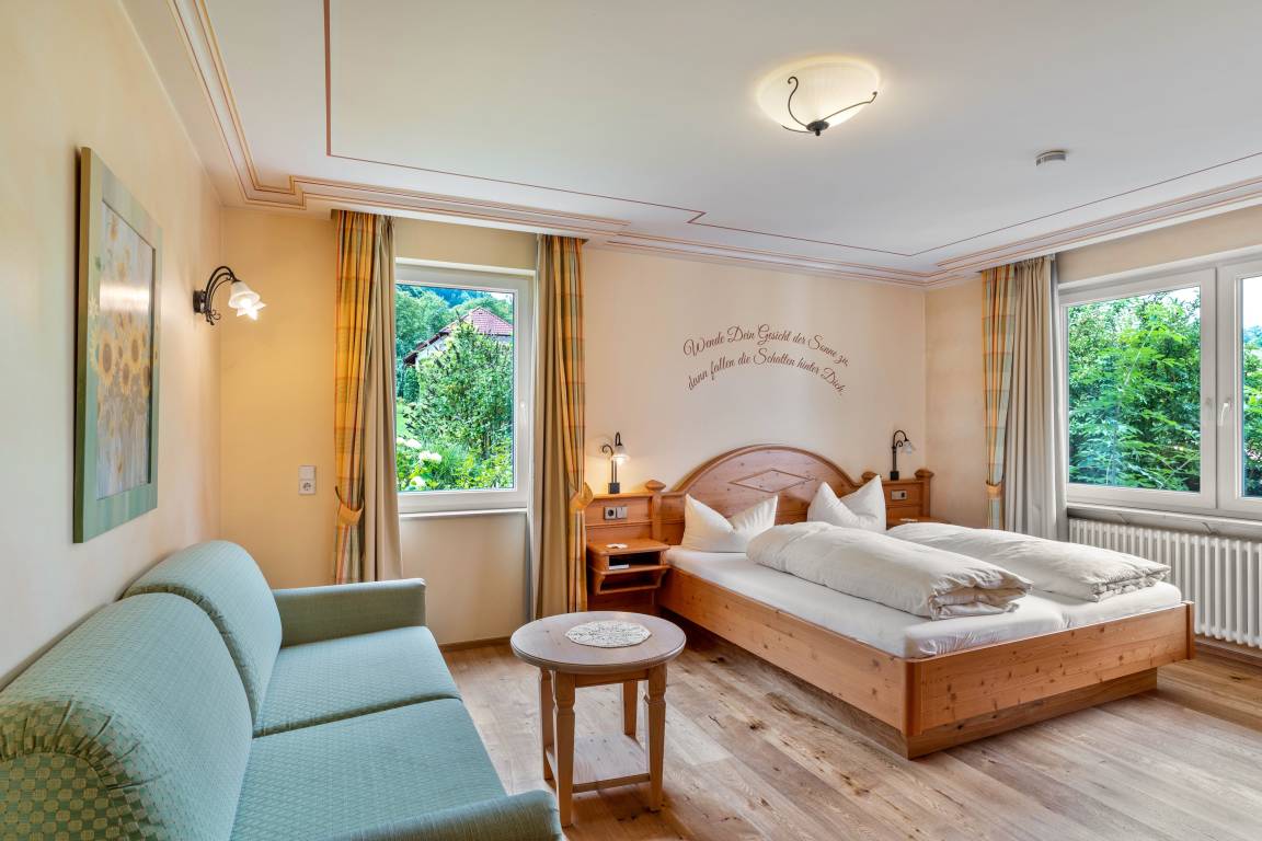 18 M² Privatzimmer ∙ 1 Schlafzimmer ∙ 2 Gäste - Baden-Baden