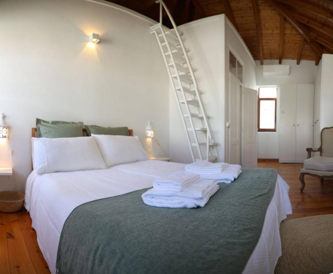 100 M² Huis ∙ 2 Slaapkamers ∙ 3 Gasten - Lagos