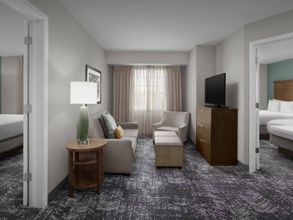 Hotel ∙ 2 Bedrooms ∙ 6 Guests - Fort Worth, TX