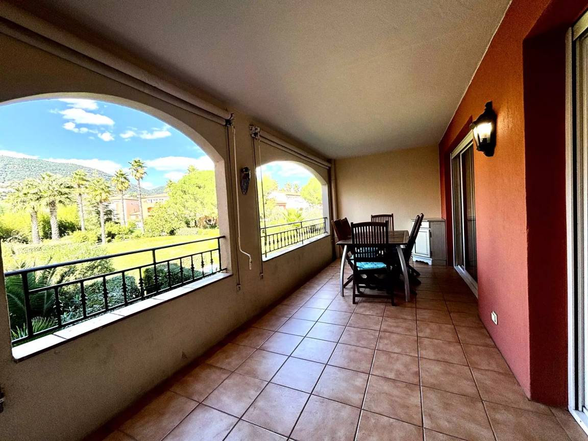 79 M² Apartment ∙ 2 Bedrooms ∙ 6 Guests - Cavalaire-sur-Mer