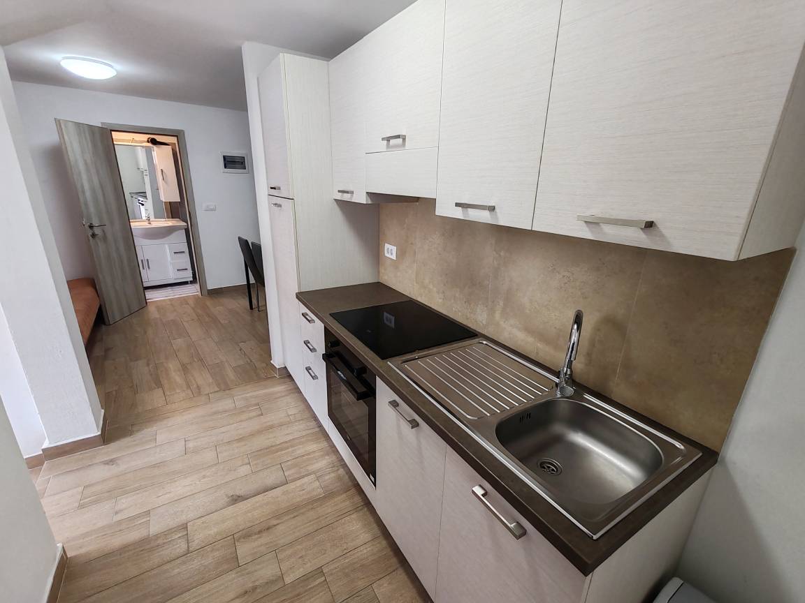 35 M² Ferienwohnung ∙ 1 Schlafzimmer ∙ 4 Gäste - Koper
