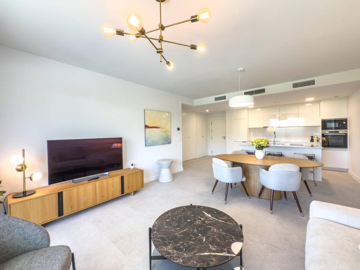 82 M² Apartment ∙ 2 Bedrooms ∙ 4 Guests - Estepona