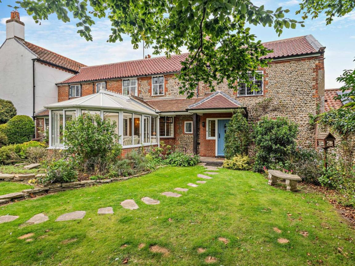 Cottage ∙ 3 Bedrooms ∙ 6 Guests - Mundesley