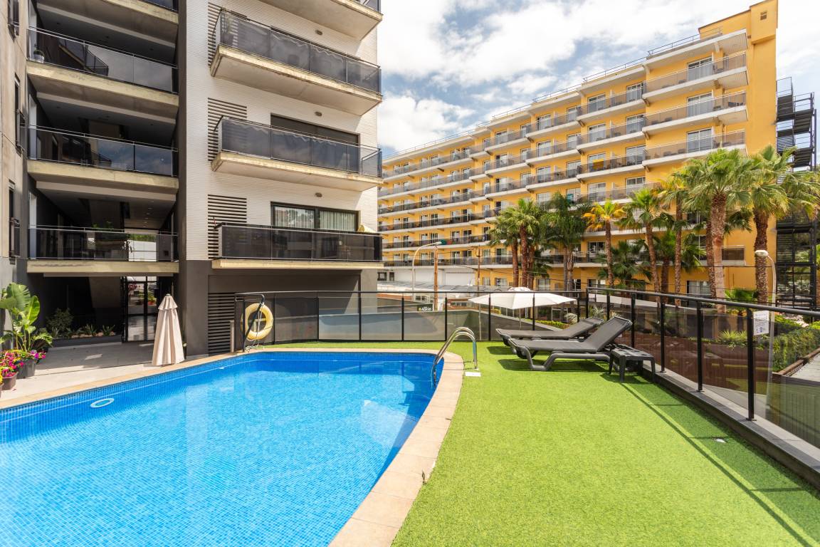 75 M² Appartement ∙ 3 Chambres ∙ 6 Personnes - Lloret de Mar