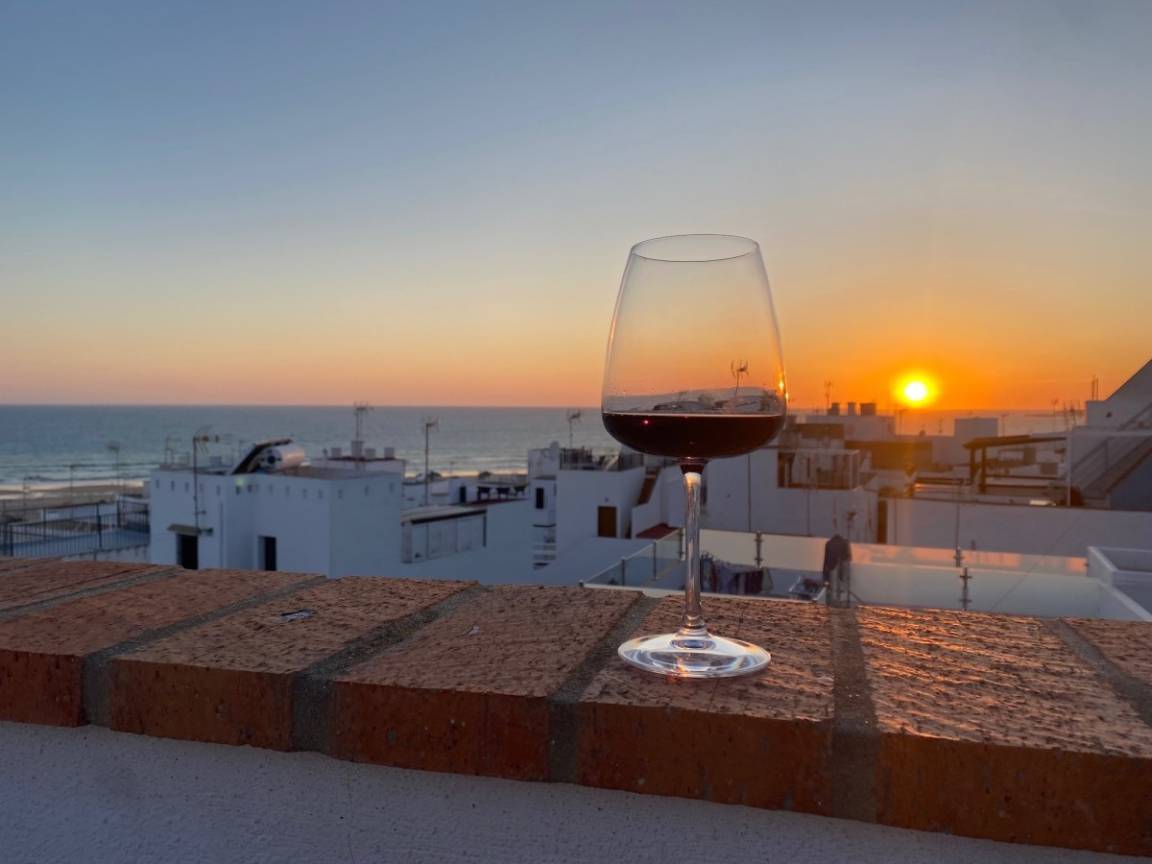 100 M² Ferienhaus ∙ 2 Schlafzimmer ∙ 4 Gäste - Conil de la Frontera