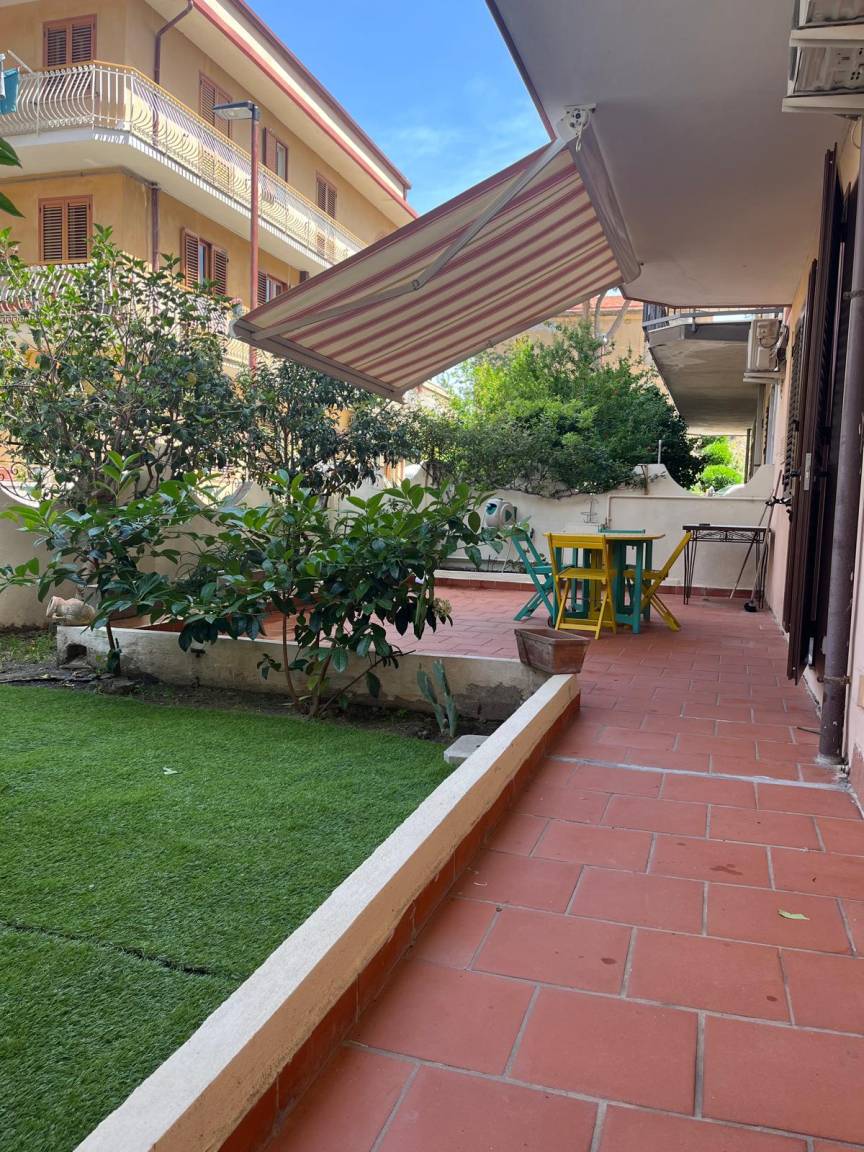 75 M² Apartment ∙ 2 Bedrooms ∙ 4 Guests - Patti