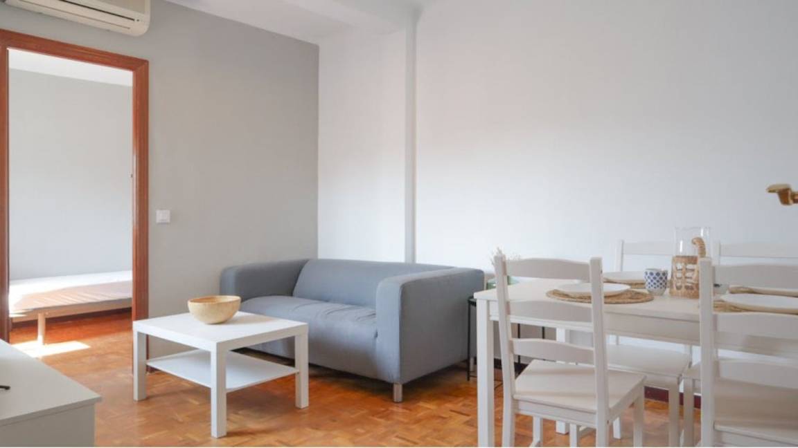 65 M² Apartamento ∙ 3 Habitaciones ∙ 4 Huéspedes - Boadilla del Monte