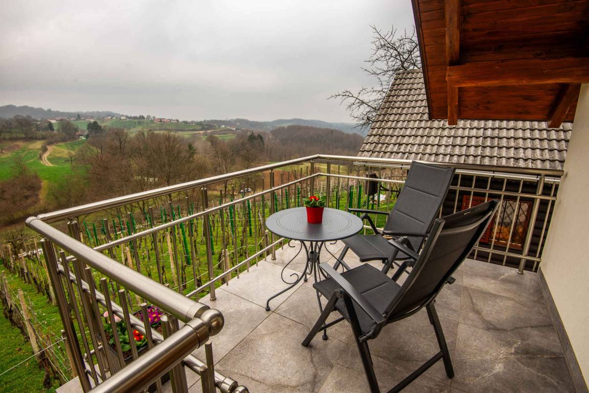 38 M² Casa Vacanza ∙ 1 Camera Da Letto ∙ 3 Ospiti - Novo Mesto