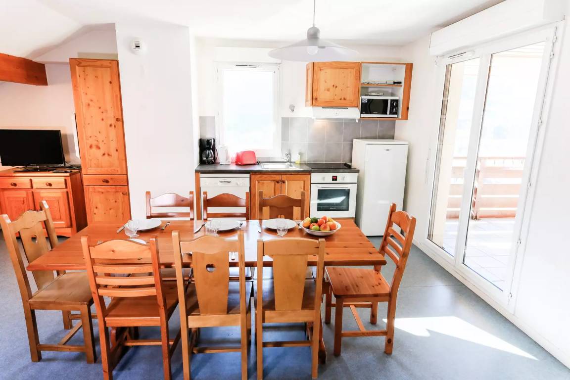 75 M² Ferienwohnung ∙ 2 Schlafzimmer ∙ 10 Gäste - La Norma