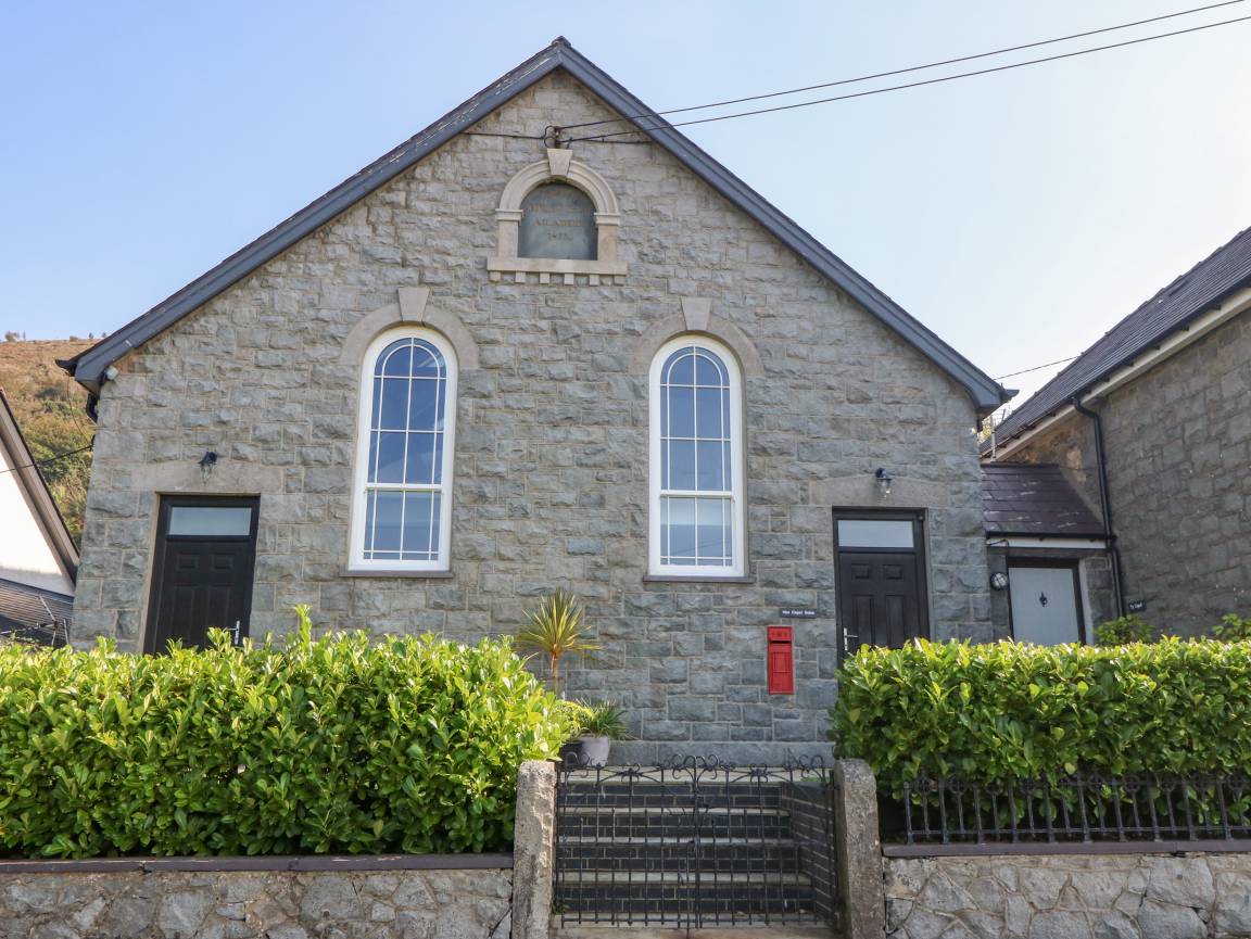 Cottage ∙ 4 Bedrooms ∙ 8 Guests - Llŷn Peninsula