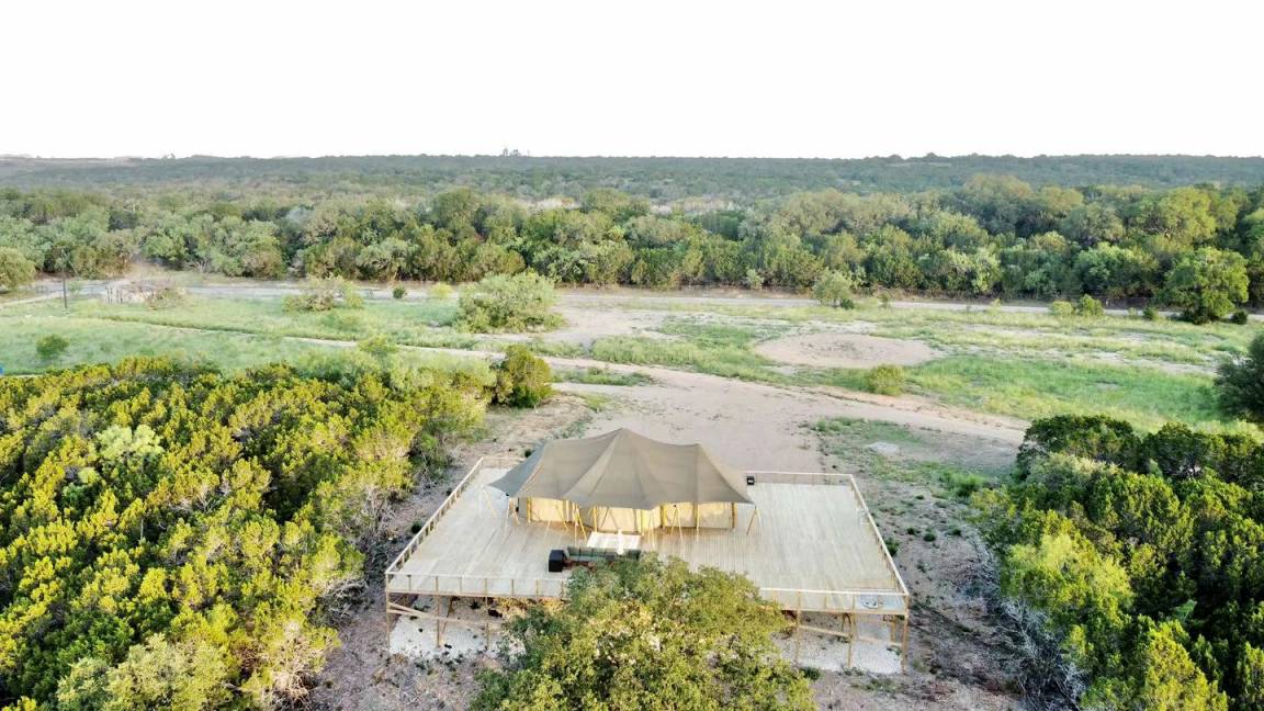 Camping-unterkunft ∙ 1 Schlafzimmer ∙ 6 Gäste - Marble Falls, TX