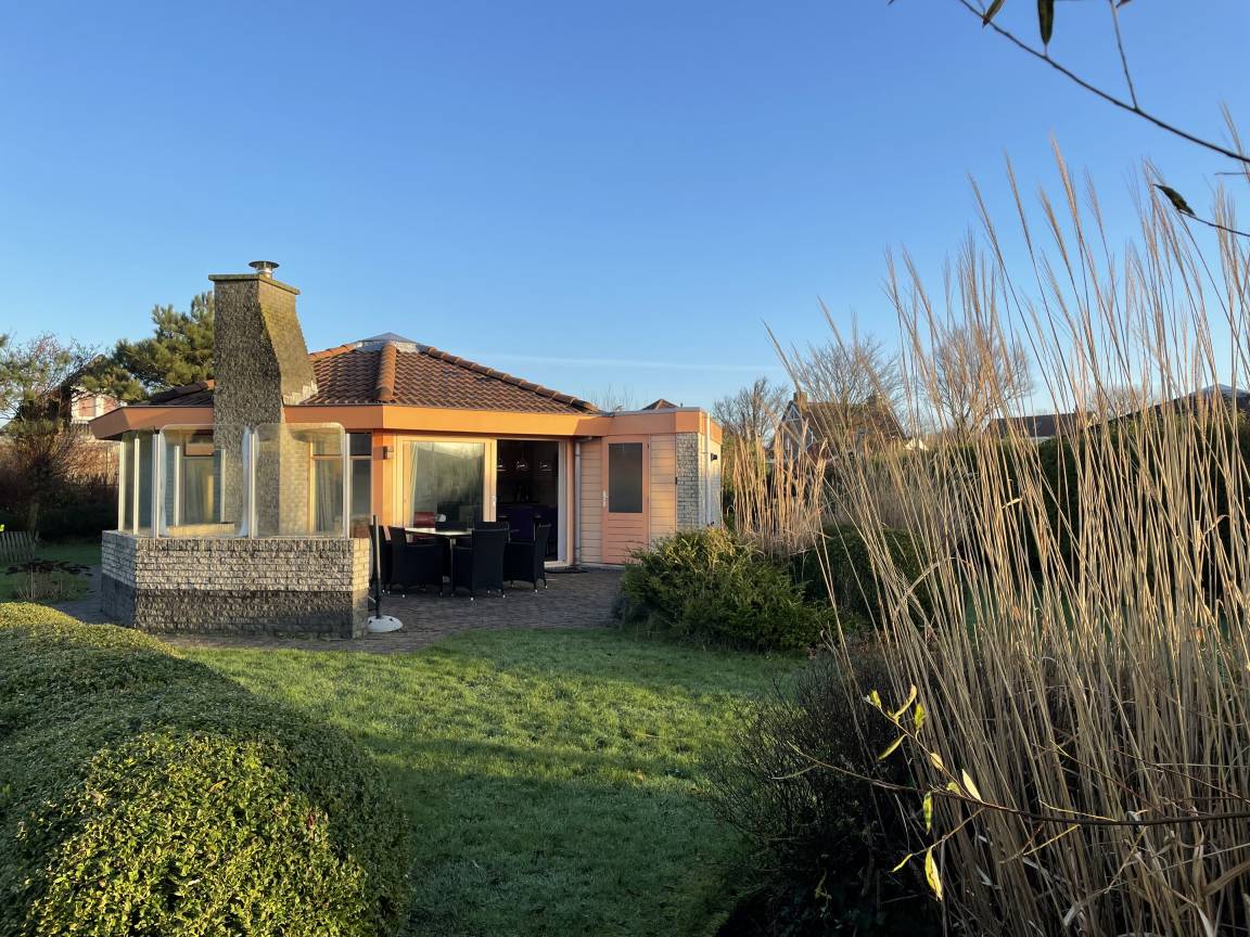 Bungalow ∙ 3 Bedrooms ∙ 6 Guests - Julianadorp