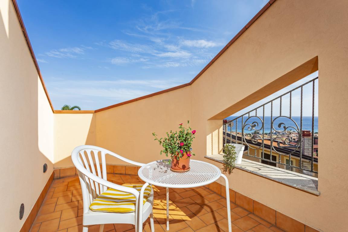 45 M² Casa ∙ 1 Camera Da Letto ∙ 2 Ospiti - Nizza di Sicilia