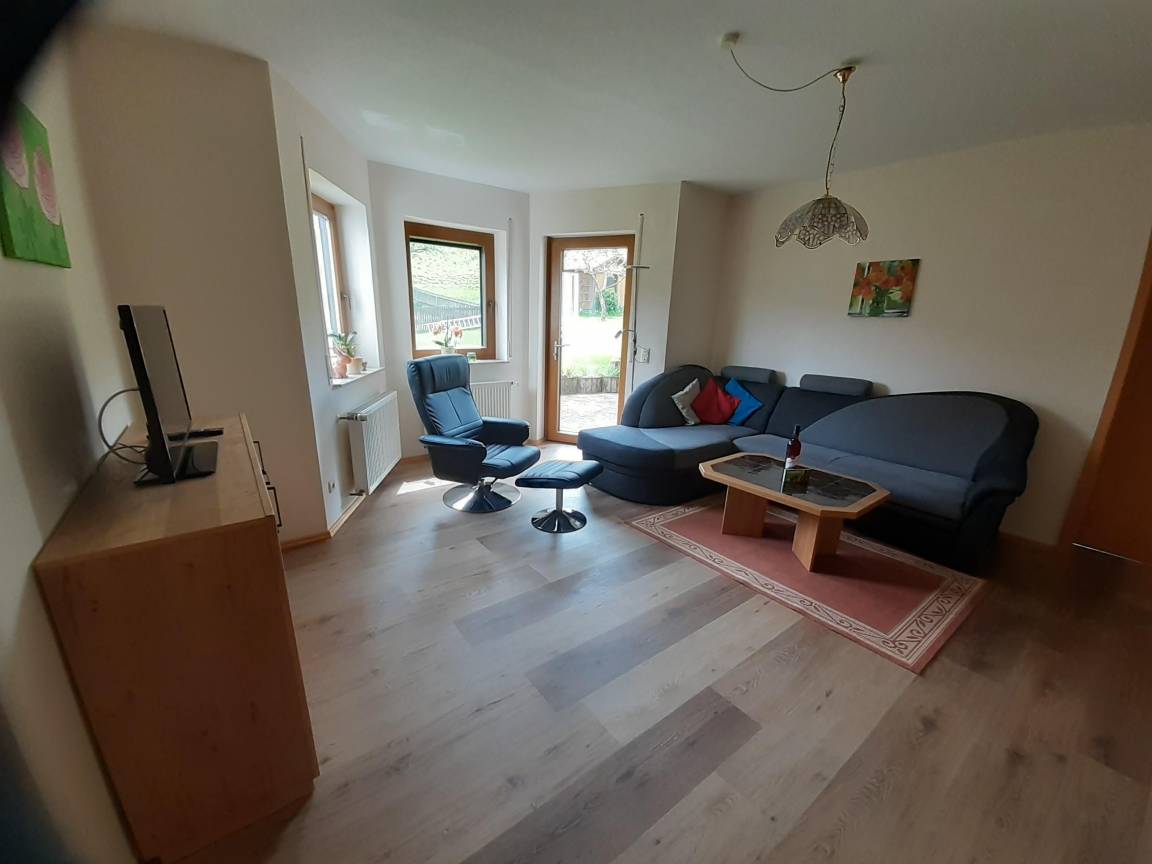 60 M² Ferienwohnung ∙ 1 Schlafzimmer ∙ 3 Gäste - Wasserkuppe