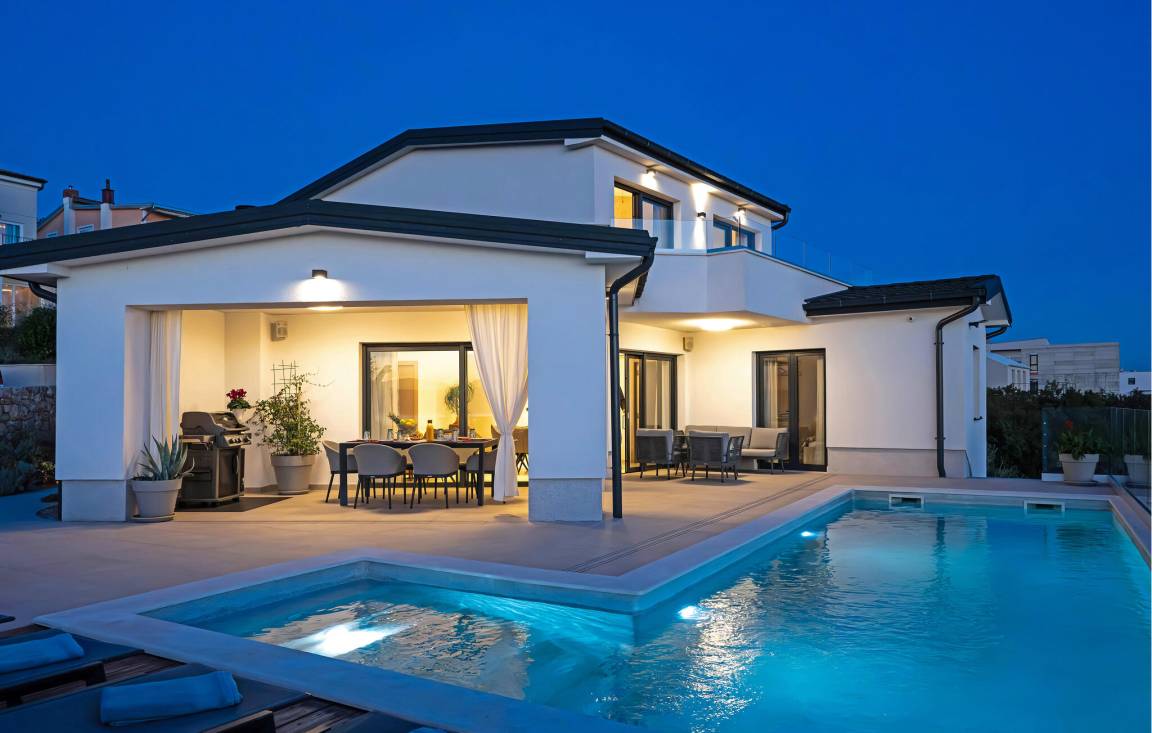 280 M² Casa ∙ 4 Habitaciones ∙ 8 Huéspedes - Rijeka
