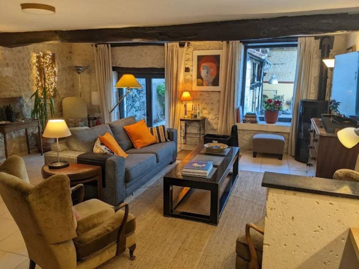 100 M² Ferienhaus ∙ 1 Schlafzimmer ∙ 2 Gäste - Département Charente