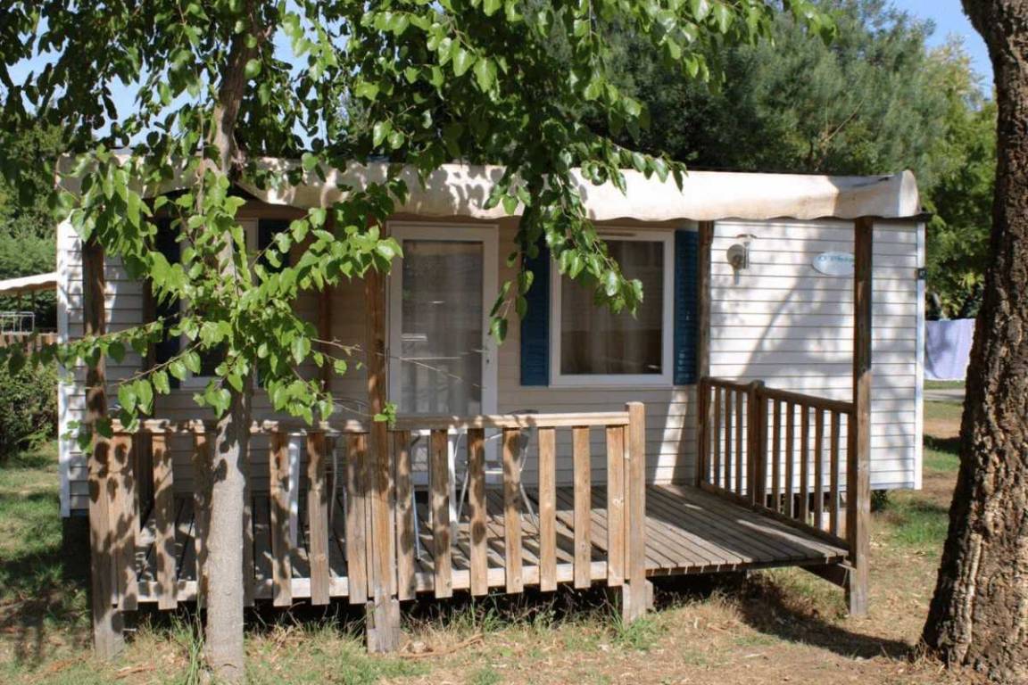 27 M² Camping ∙ 2 Bedrooms ∙ 6 Guests - Île du Levant