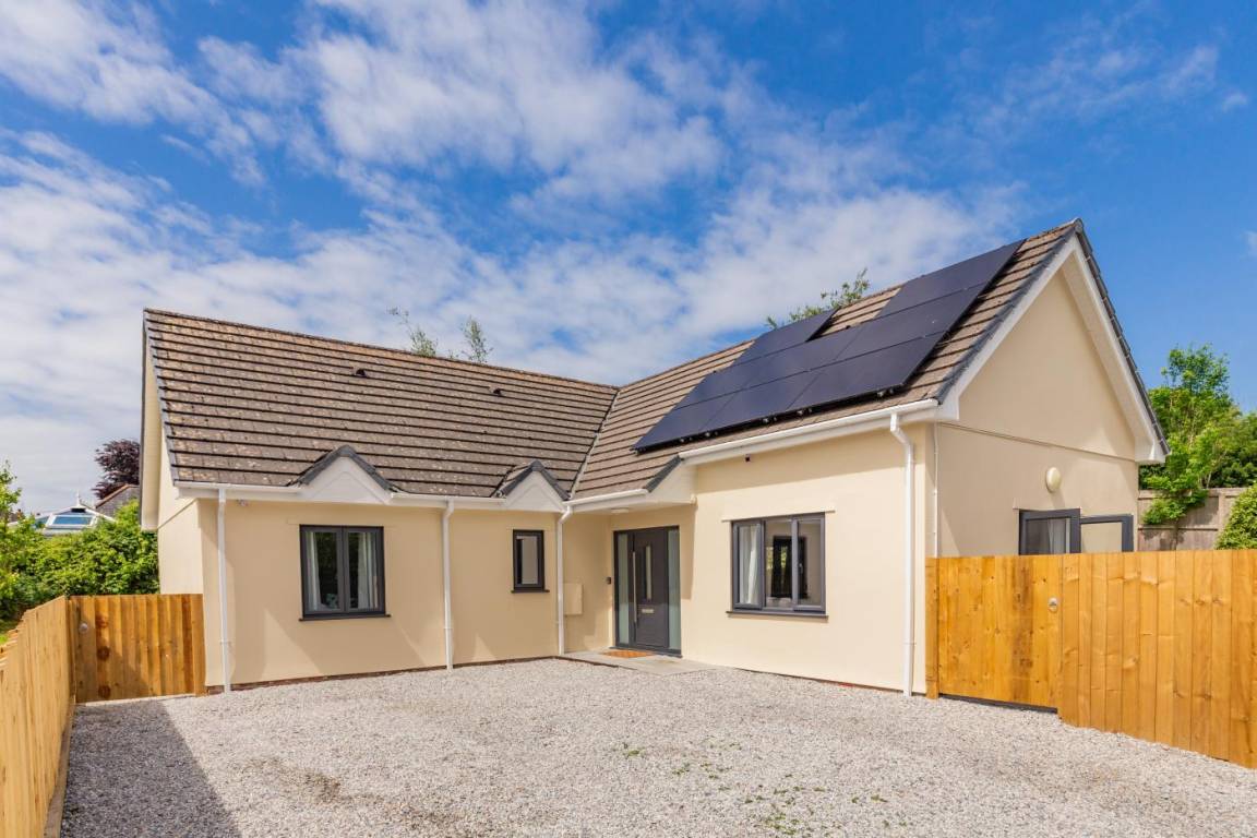 Cottage ∙ 4 Bedrooms ∙ 8 Guests - Cornwall