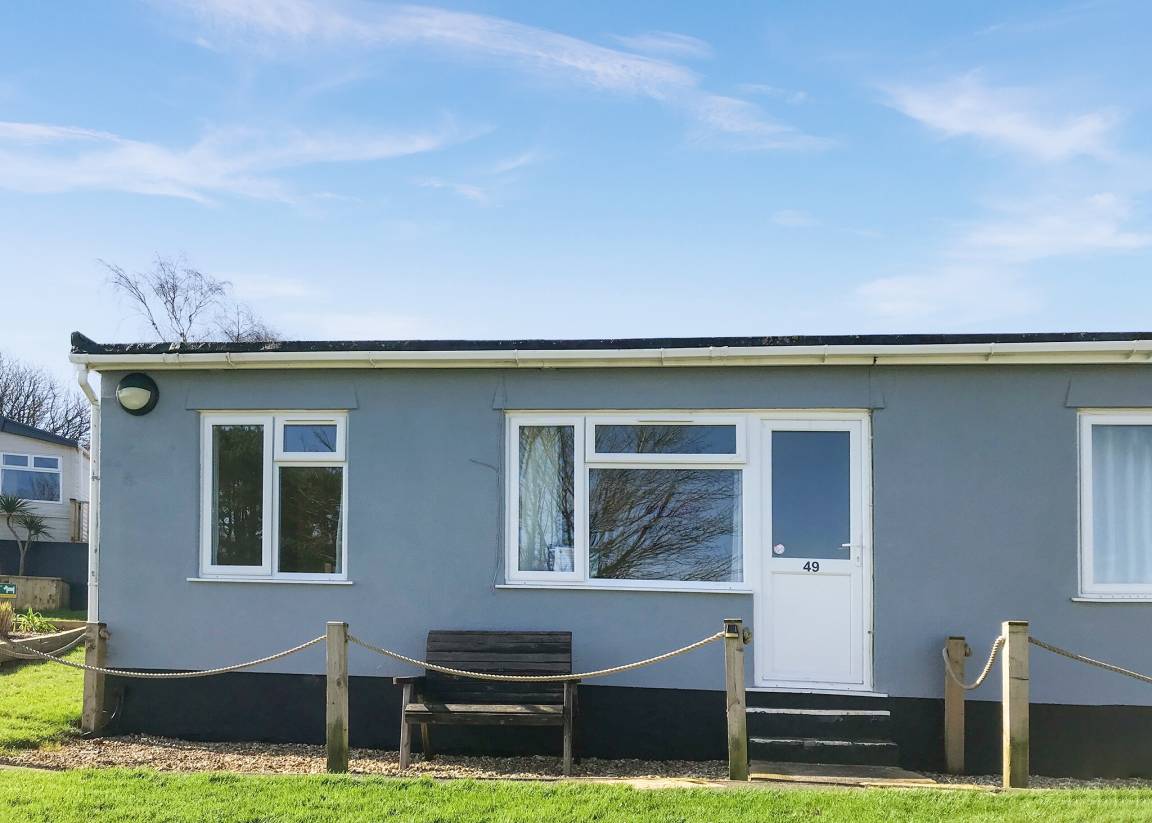 Chalet ∙ 2 Bedrooms ∙ 6 Guests - Torquay, UK