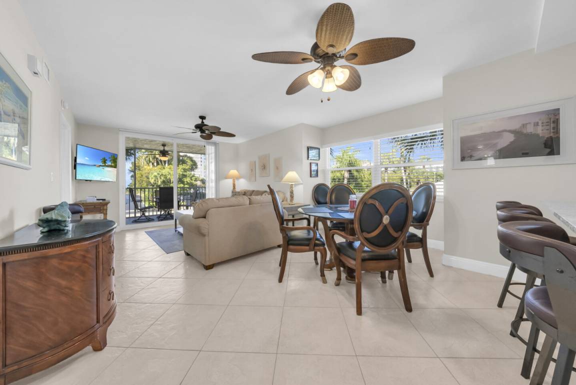 102 M² Condo ∙ 2 Bedrooms ∙ 5 Guests - Marco Island, FL