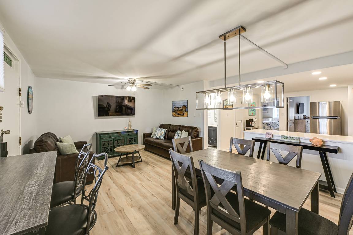 81 M² Apartment ∙ 2 Bedrooms ∙ 6 Guests - Maryland Beach, MD