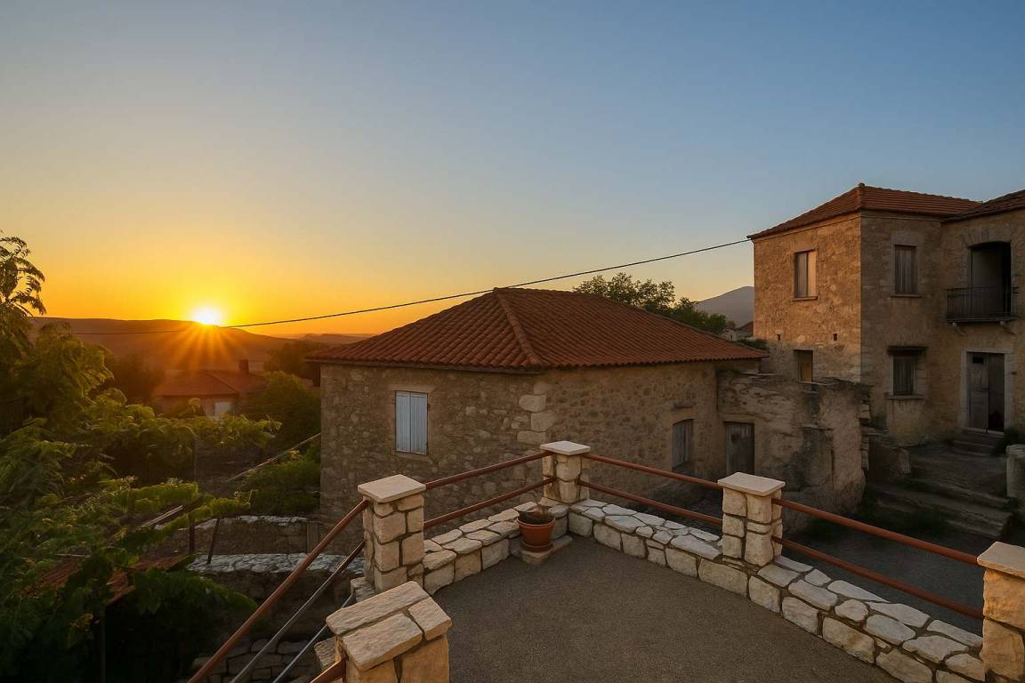 90 M² House ∙ 2 Bedrooms ∙ 4 Guests - Kalamata