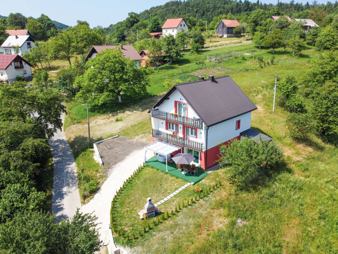 240 M² House ∙ 4 Bedrooms ∙ 8 Guests - Croatia