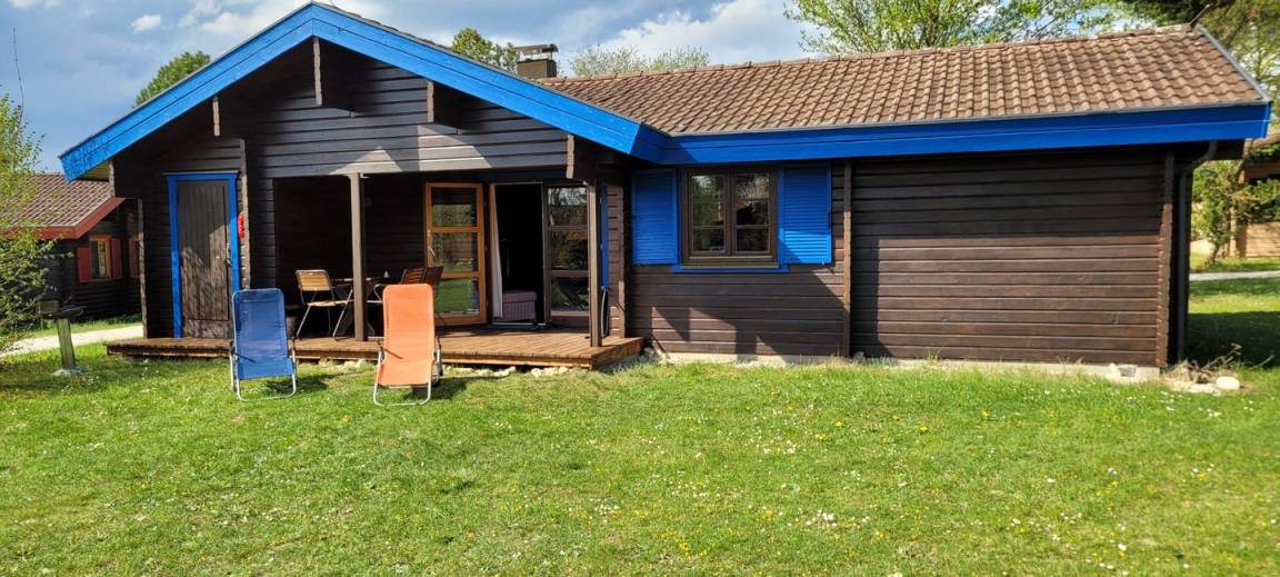 70 M² Ferienhaus ∙ 3 Schlafzimmer ∙ 6 Gäste - Hayingen